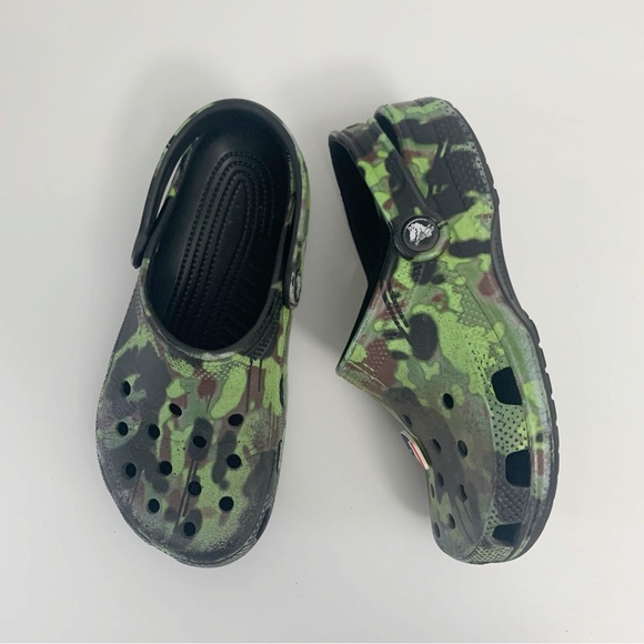 CROCS | Shoes | Crocs Youth Green Camouflage Classic Clogs With Jibbitz ...